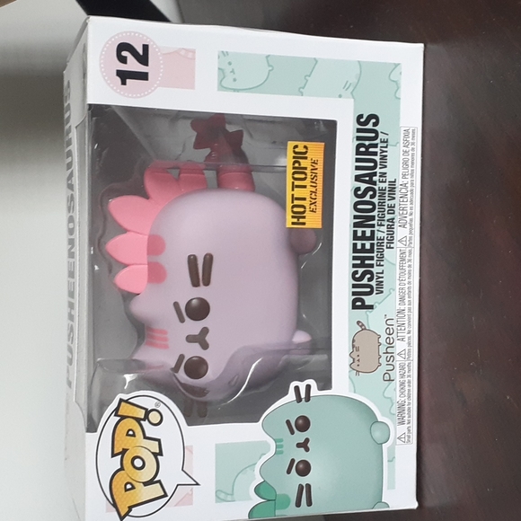 Funko | Toys | Pusheenosaurus Funko Pop Exclusive Nib | Poshmark